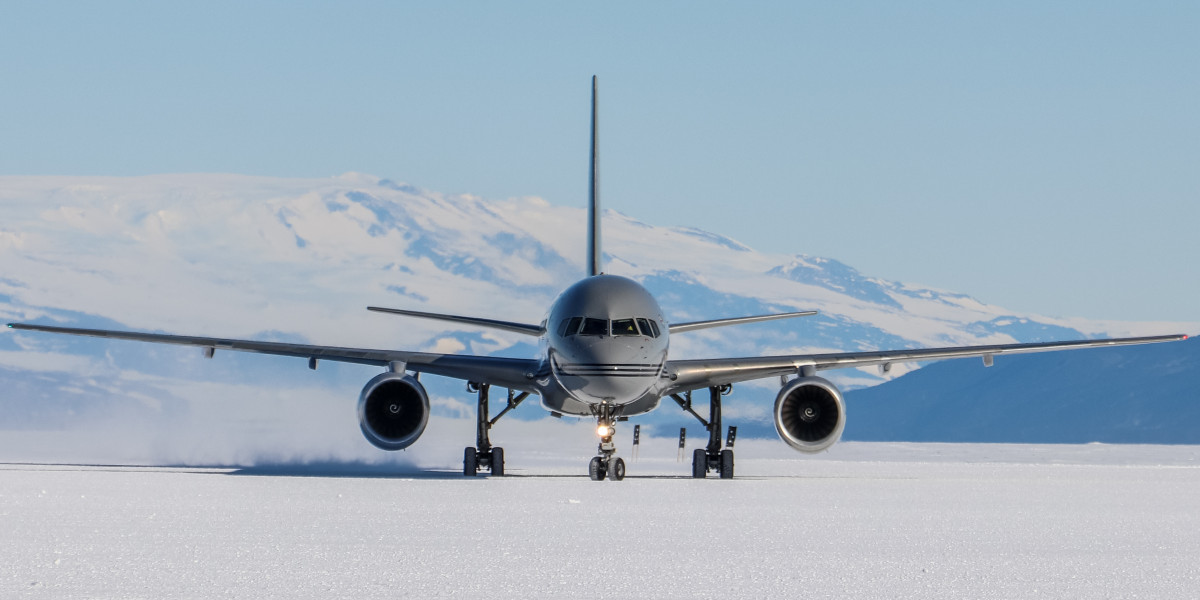 Our history: Decades of flying to the ice - New Zealand Defence Force