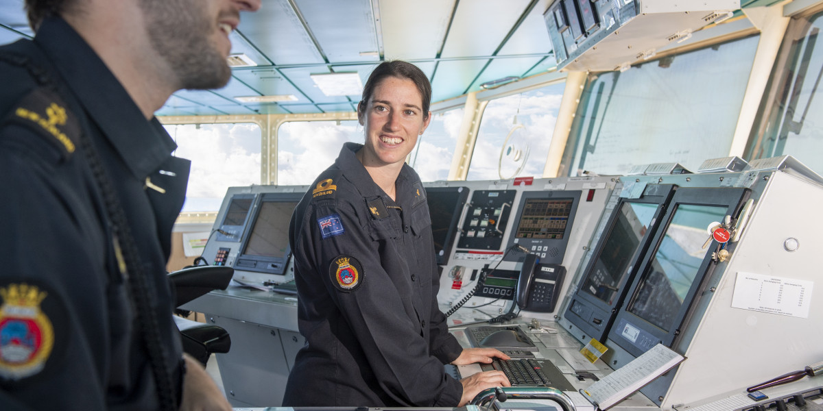 Busy Times For Warfare Officer - New Zealand Defence Force