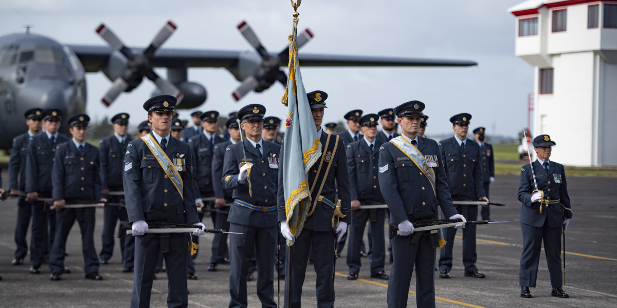 RNZAF Base Auckland takes Queen’s Colour, farewells Orion at Change of ...