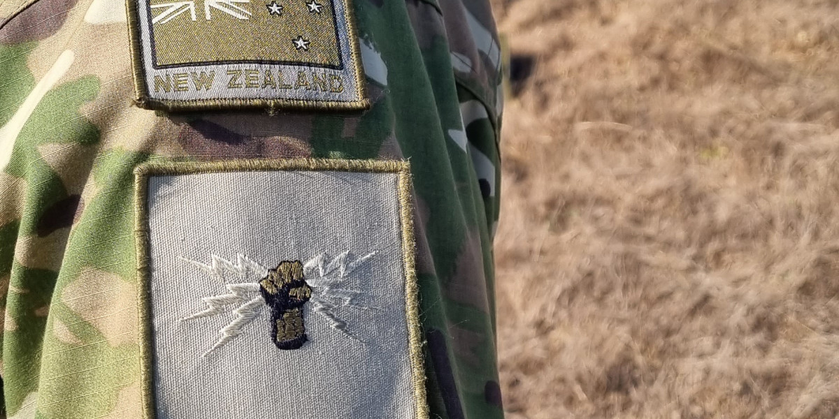 RNZAF communications and information systems technicians in the field ...