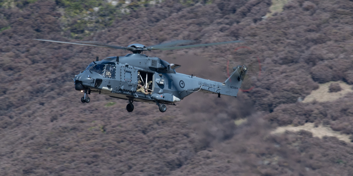 NH90s taking aim with snipers - New Zealand Defence Force