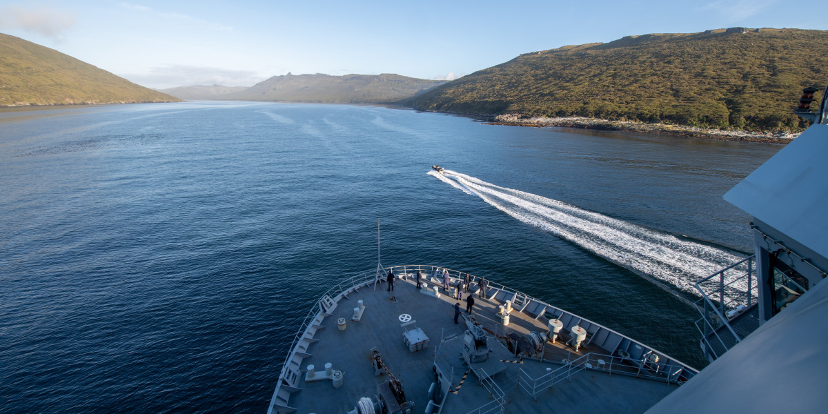 Operation Endurance: Where Navy meets science on the edge of Aotearoa ...