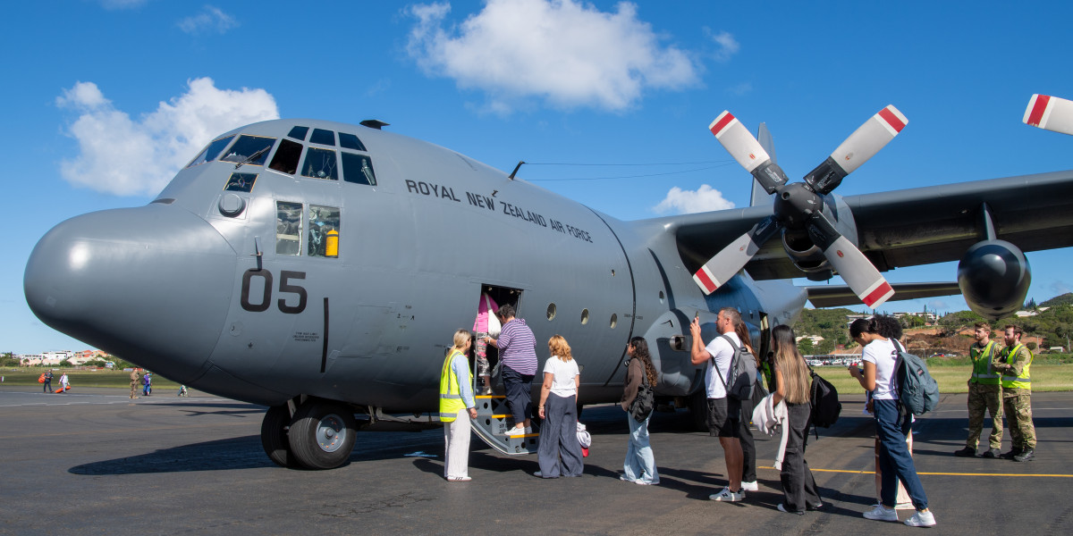 Third Royal New Zealand Air Force flight for New Zealanders in New ...
