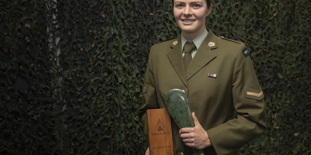 From training soldiers to chasing her wings - Army Reserve Force ...
