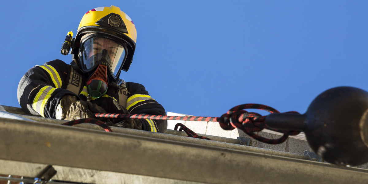 RNZAF firefighters lay down a challenge during Exercise Pitch Black ...