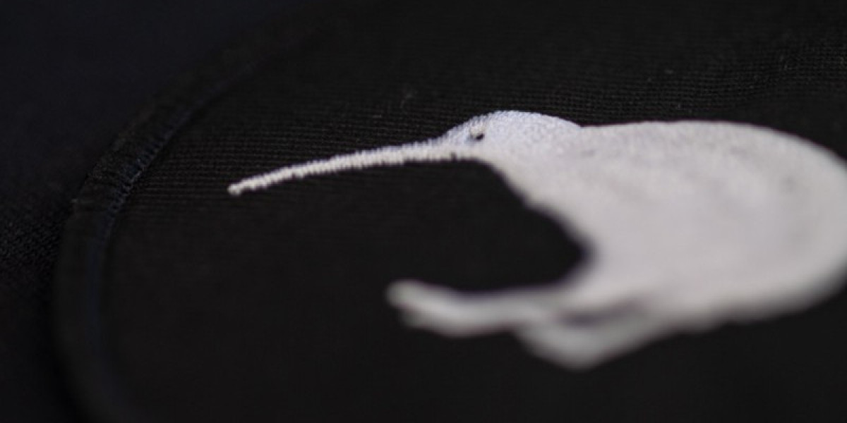 HMNZS Manawanui assessment and monitoring continues - New Zealand ...