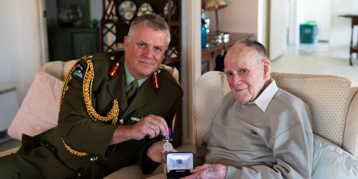 Long service medal for 102-year-old Second World War veteran - New ...
