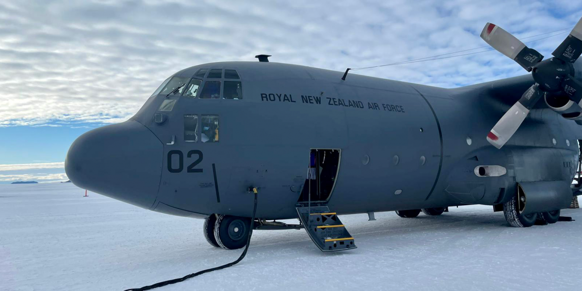 NZDF Summer Season in Antarctica Proves Busy Times for Air Movements ...