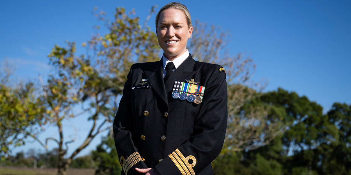 Hawke’s Bay Navy Officer leads New Zealand contingent at Gallipoli ...