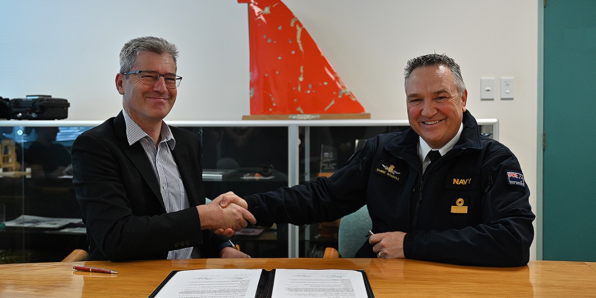 DST and RNZN sign five-year agreement - New Zealand Defence Force