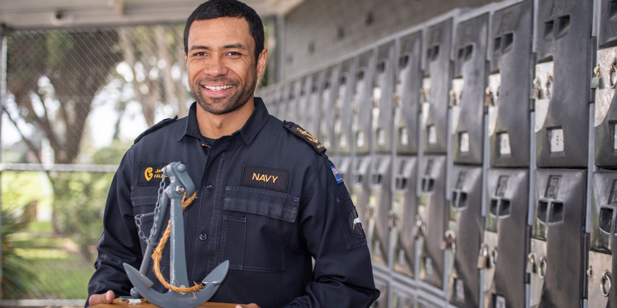 RNZN Sailor of the Year recognised for giving back - New Zealand ...