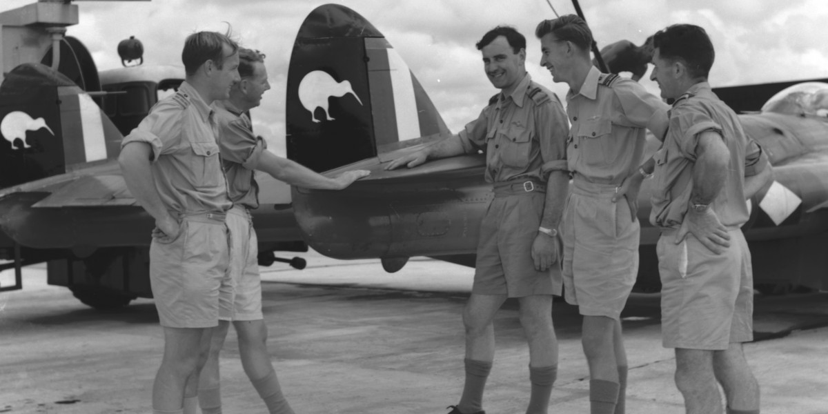 The first kiwi roundel - New Zealand Defence Force